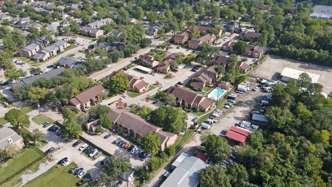 Pebble Creek Apartments | Houston, TX | (281) 890-2234